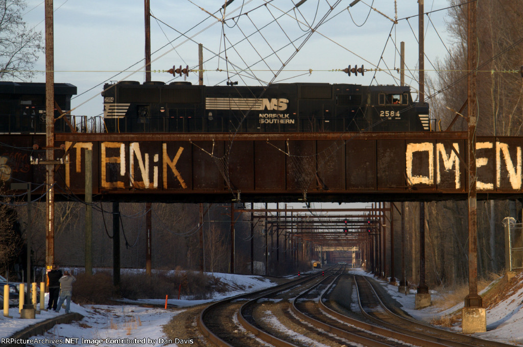 NS SD70M 2584 leads 24K